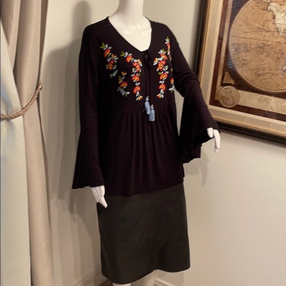 ONE WORLD | Tops | One World Exclusive Of Decoration Design L | Poshmark